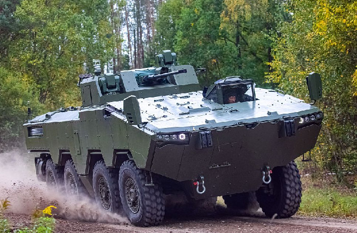 Volat V-2 - nový běloruský kolový obrněnec :: Militarybox-store