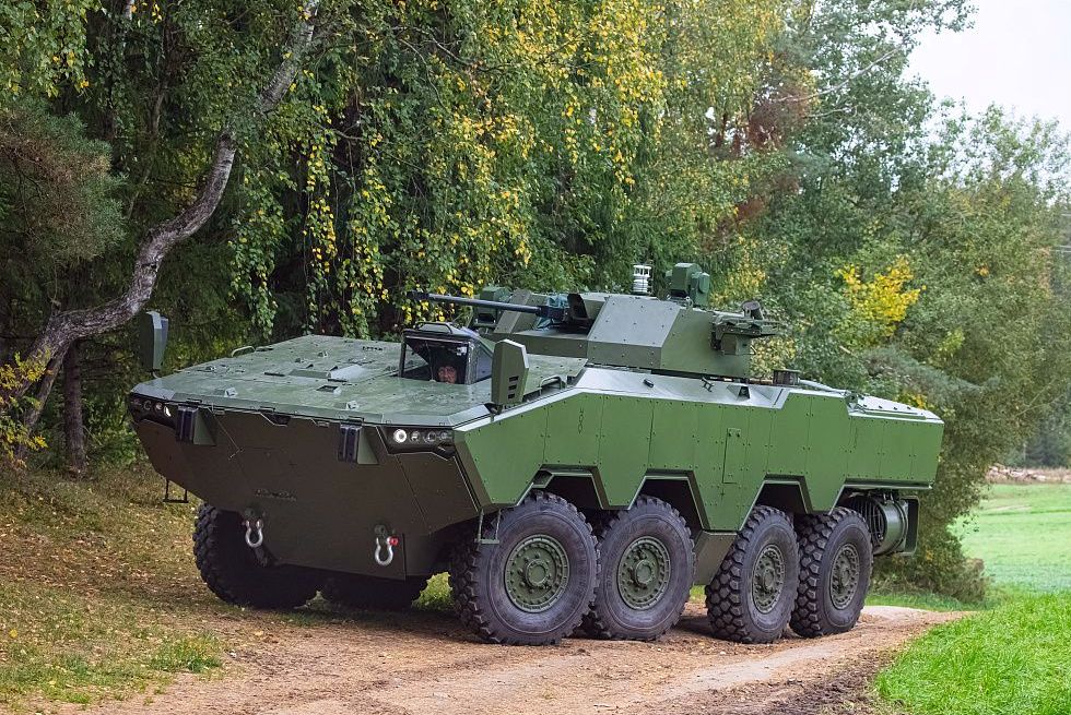 Volat V-2 - nový běloruský kolový obrněnec :: Militarybox-store